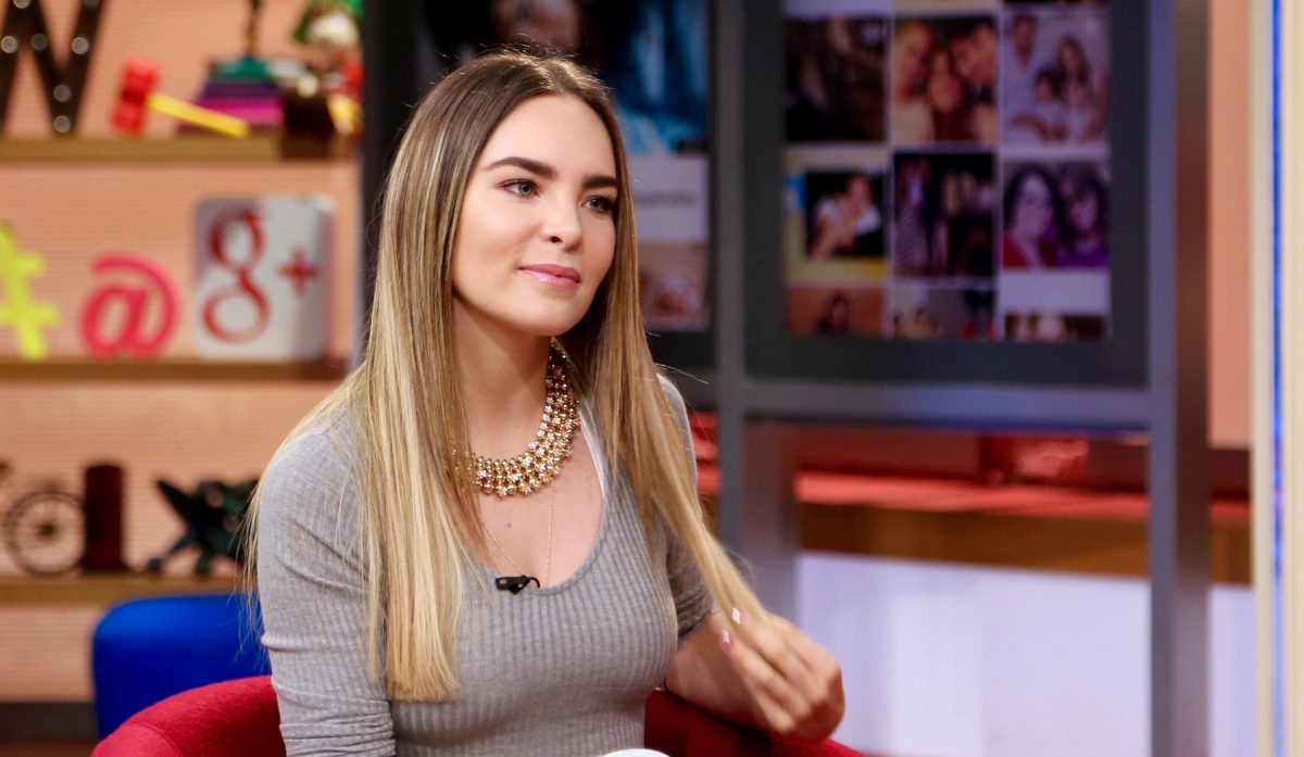 Belinda Súper Sexy Encantando A Los Fans Con Una Sesión De Fotos Desde