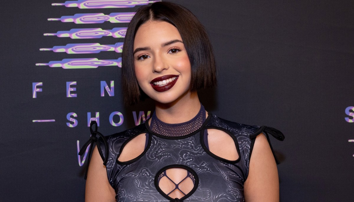 Ángela Aguilar Se Luce En El Savage X Fenty Usando Hermosa Lencería