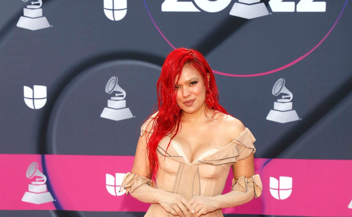 Karol G y Shakira anunciaron el lanzamiento de su tema 'TGQ' - La Vibra