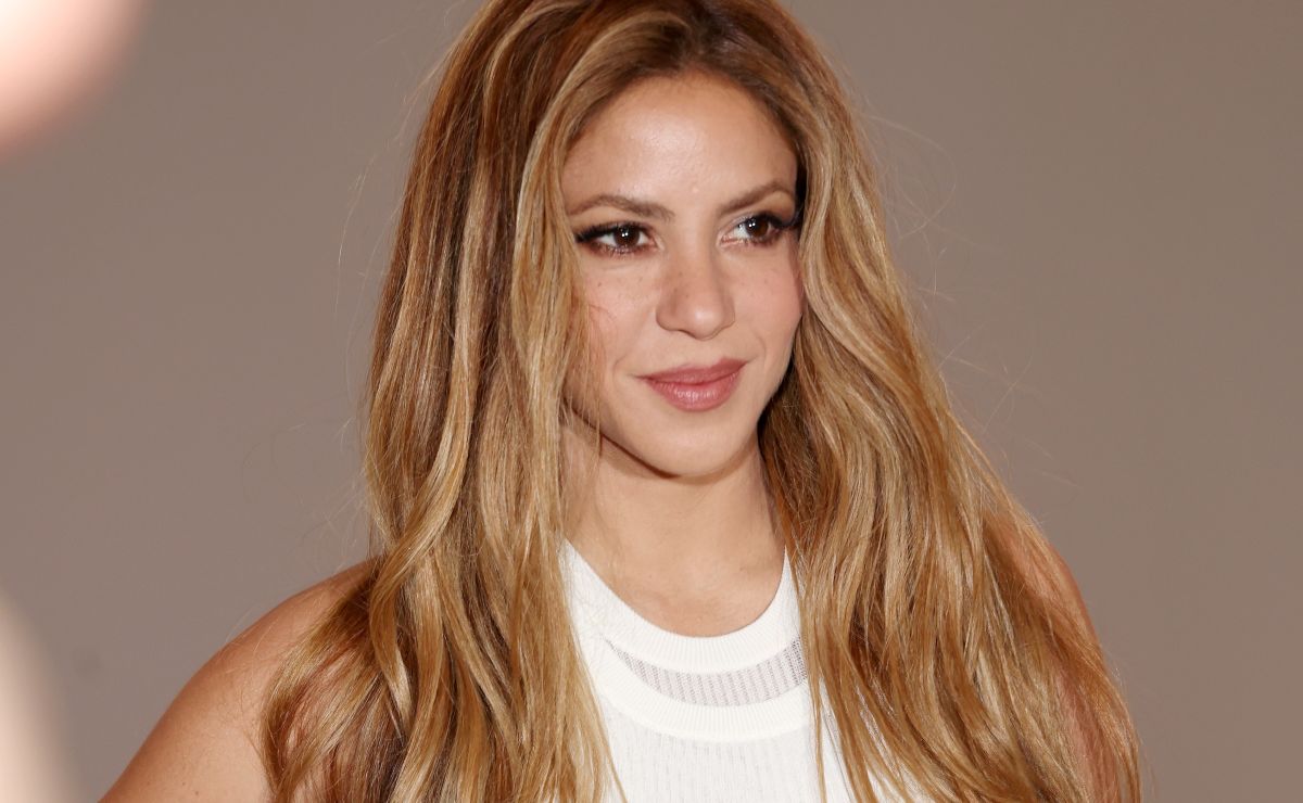 Shakira se luce bailando sensualmente en una fiesta de Vogue en Londres ...