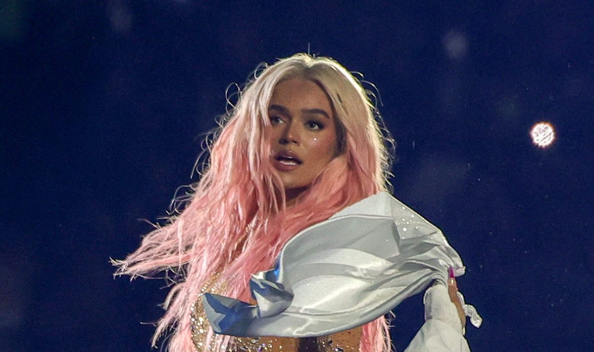 Karol G Deslumbra con su último cambio de look: descubre su color de ...