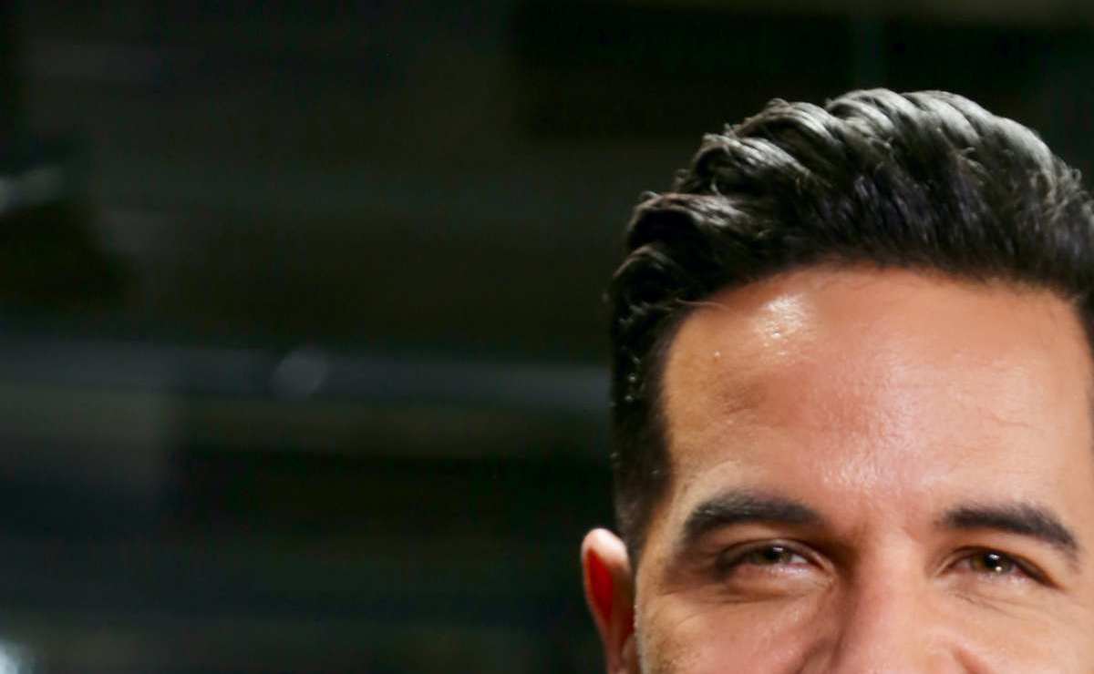 Chef Yisus, más elegante que nunca, para promocionar su nuevo show 'Qué delicia: el sabor de ...