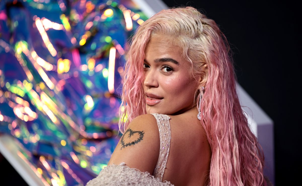 Los tres looks con los que Karol G deslumbró en las ediciones ...