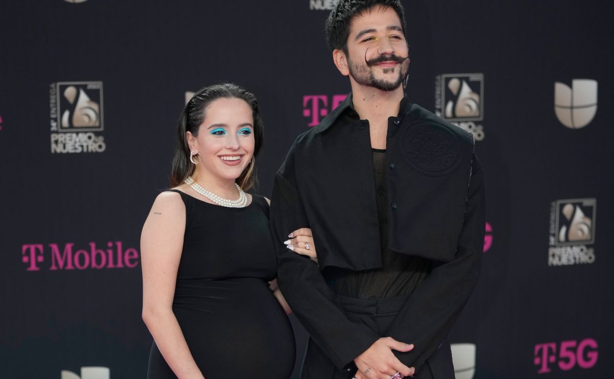 Evaluna vuelve a ser tendencia por sus atrevidos outfits para mostrar su avanzado estado de ...