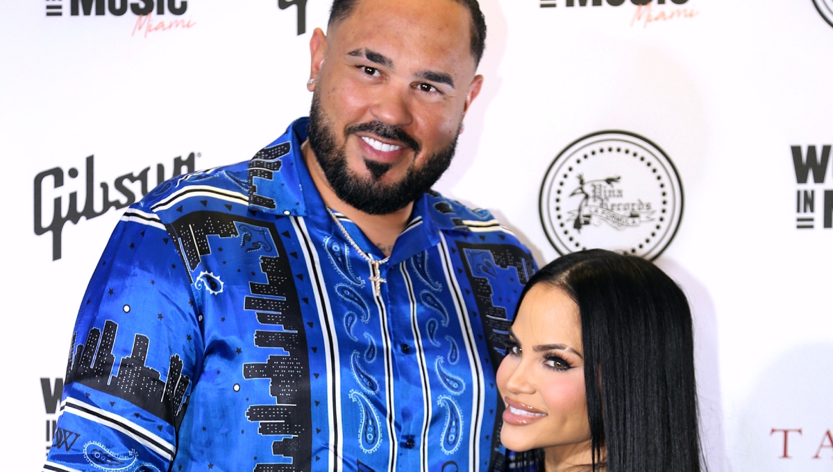 Raphy Pina luce feliz en París tras aparecer en millonaria demanda de Daddy Yankee - La Vibra