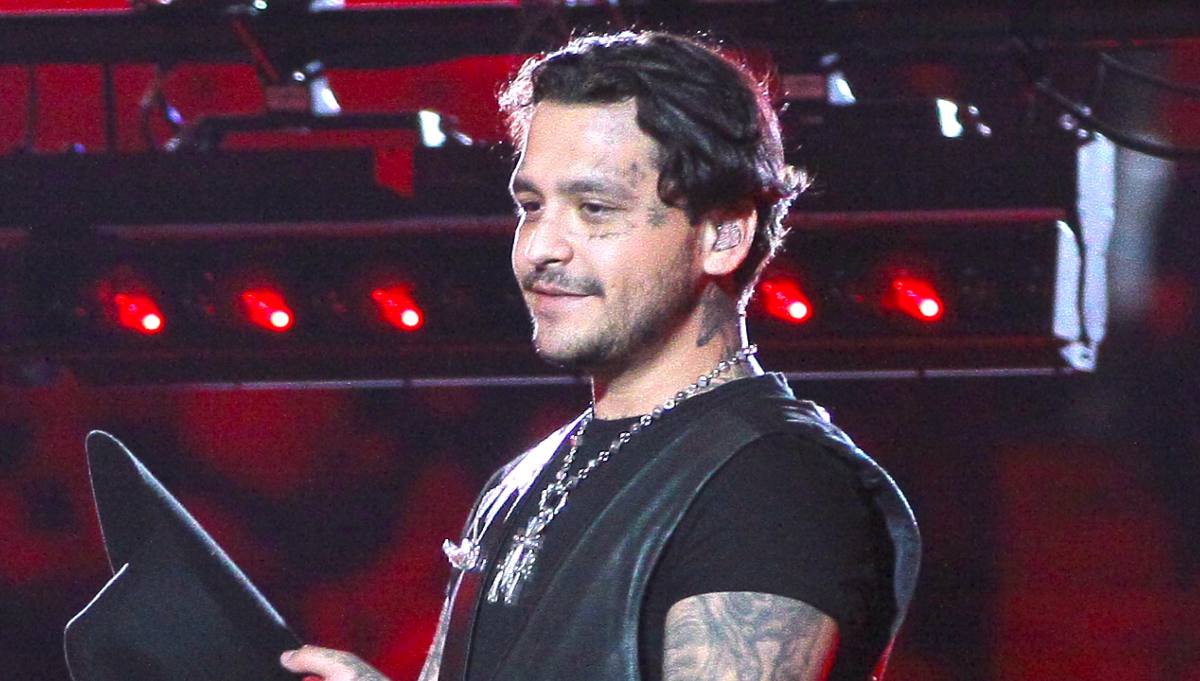 Christian Nodal mostró el cuarto de Inti: nubes, desierto y más ...
